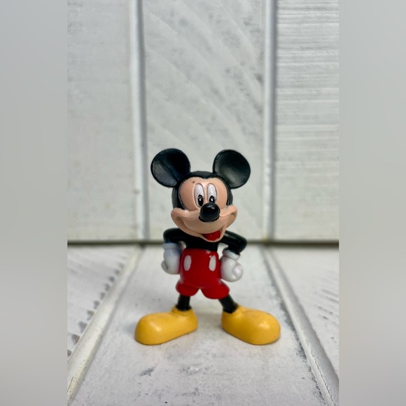 Disney | Toys | Disney Mickey Mouse Mini Pvc Figurine Collectible Toy 2 ...